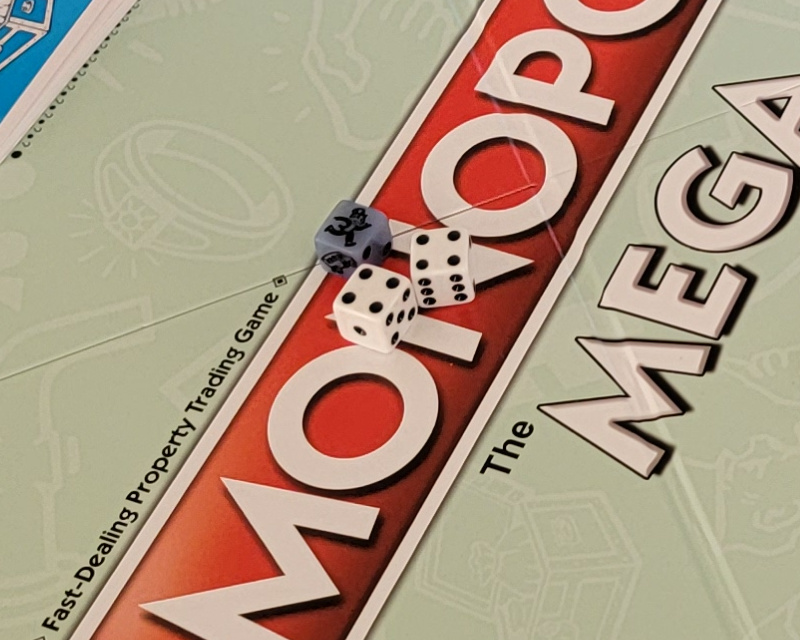 Monopoly: Mega Edition - Joy of Collecting